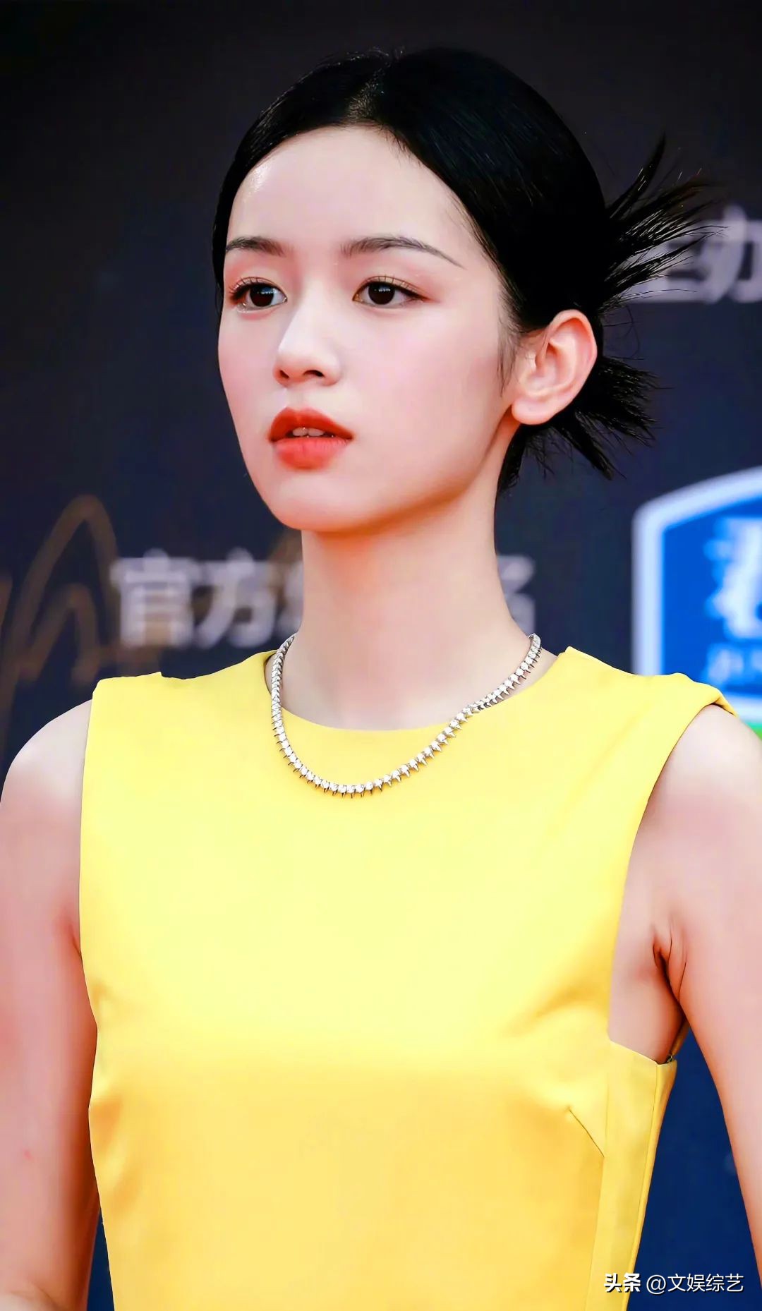 Zhou Ye's face is amazing. He was expressionless at the scene of ...
