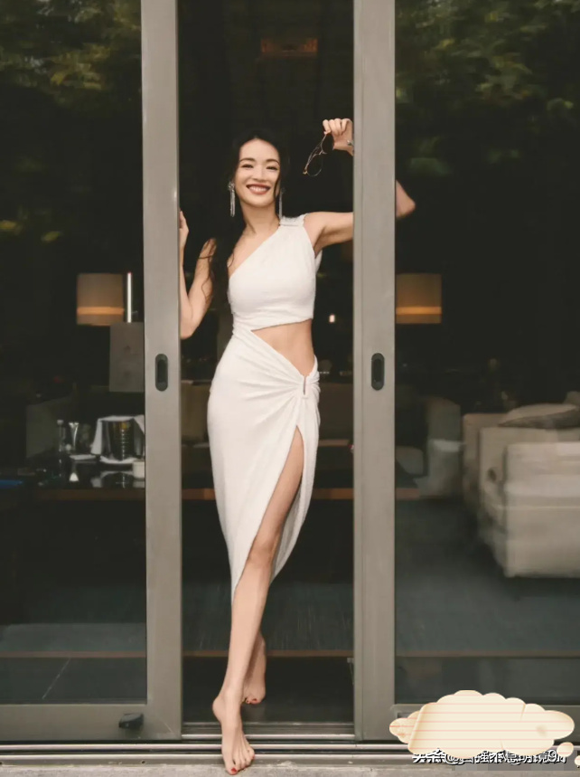 48-year-old Shu Qi's bare feet amazed the whole network! Feng Delun responded sweetly: This is ...