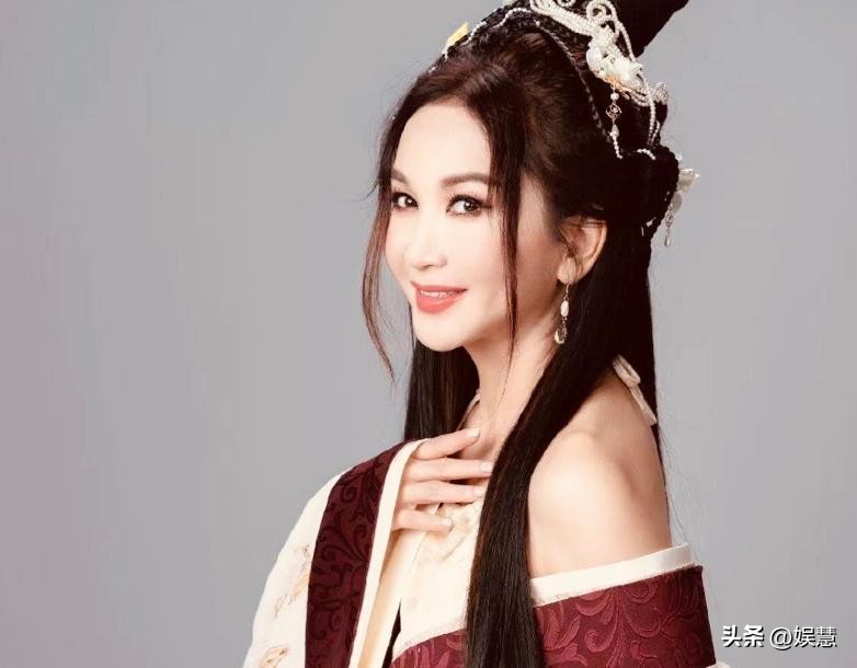 56-year-old Wen Bixia played "Su Daji" again after 22 years, and her ...