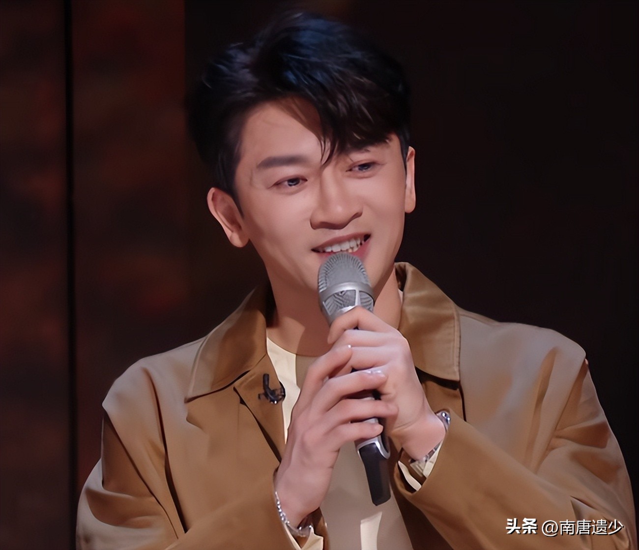 The popularity of "Call Me by Fire 2" has obvious faults. The last five ...