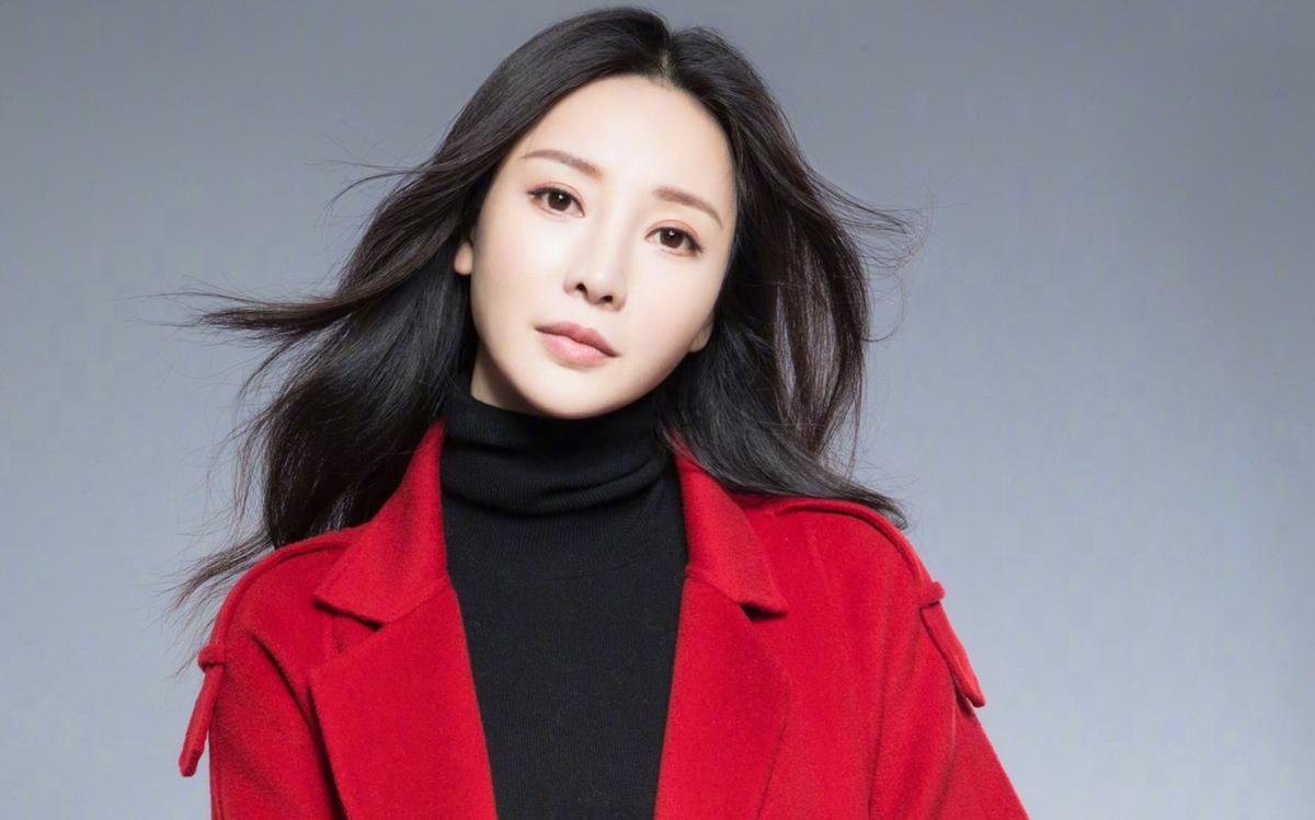 Now no one wants me to go on a blind date, 42-year-old Liu Yan has no choice but to thank Dapeng ...