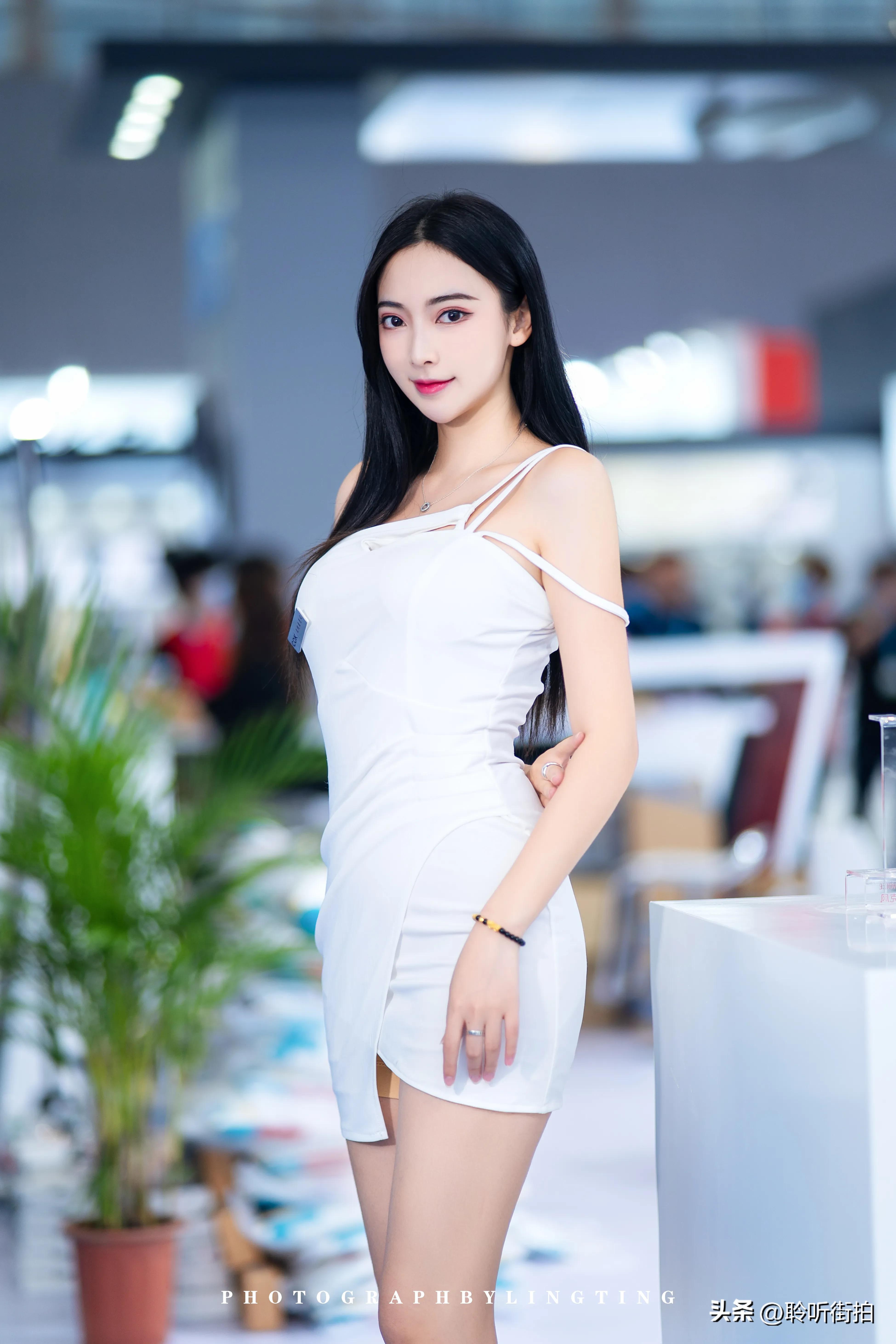 Sister Yanfang who is cold outside and hot inside - iNEWS