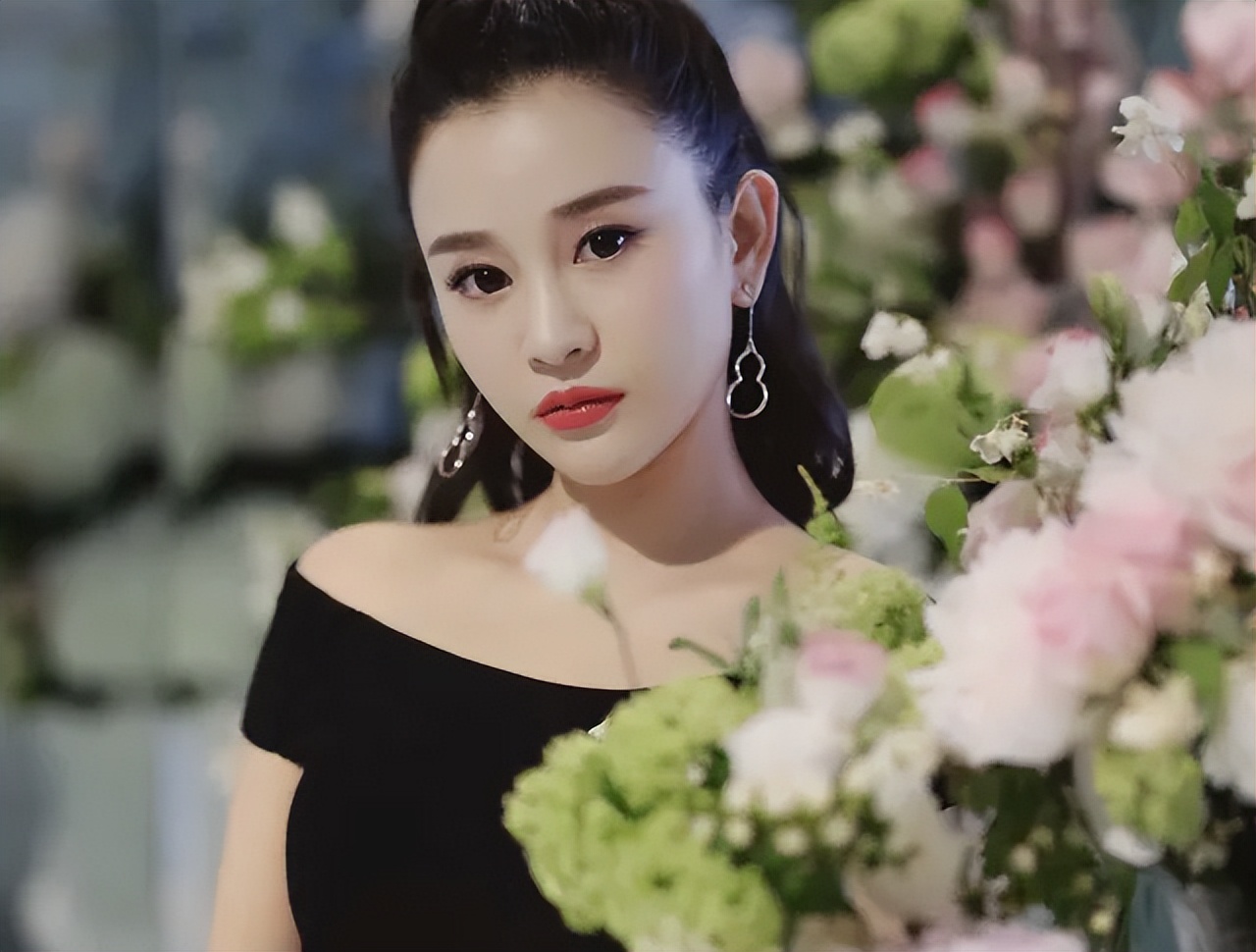 Mingyang Entertainment—Beauty Star-Chen Yulin - iNEWS