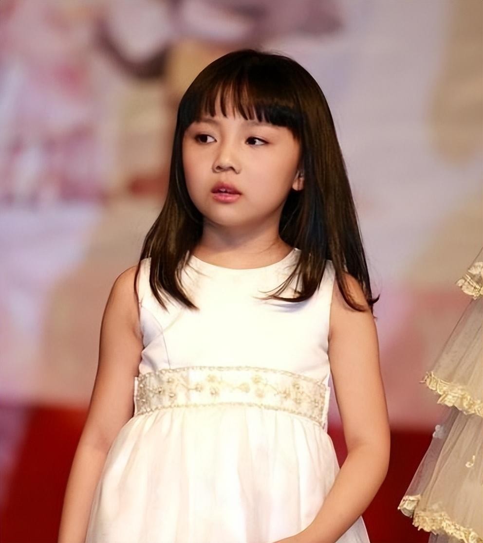 15 years after "exchanging lives", Lin Miaoke and Yang Peiyi's life gap ...