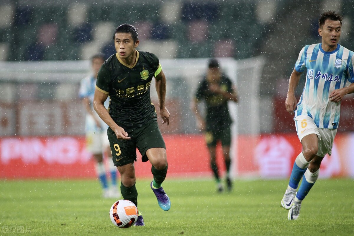 Zhang Yuning is in poor condition and missed two penalty kicks in this ...