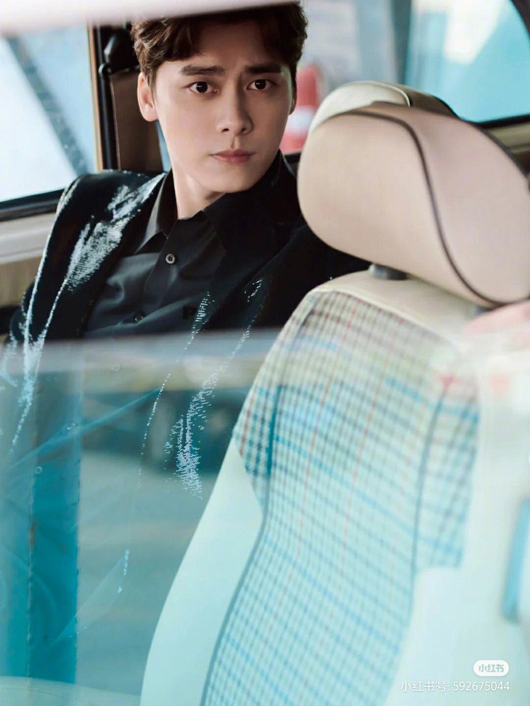 Li Yifeng: Wang Sicong pinches Wang Sicong's face in public, but the ...