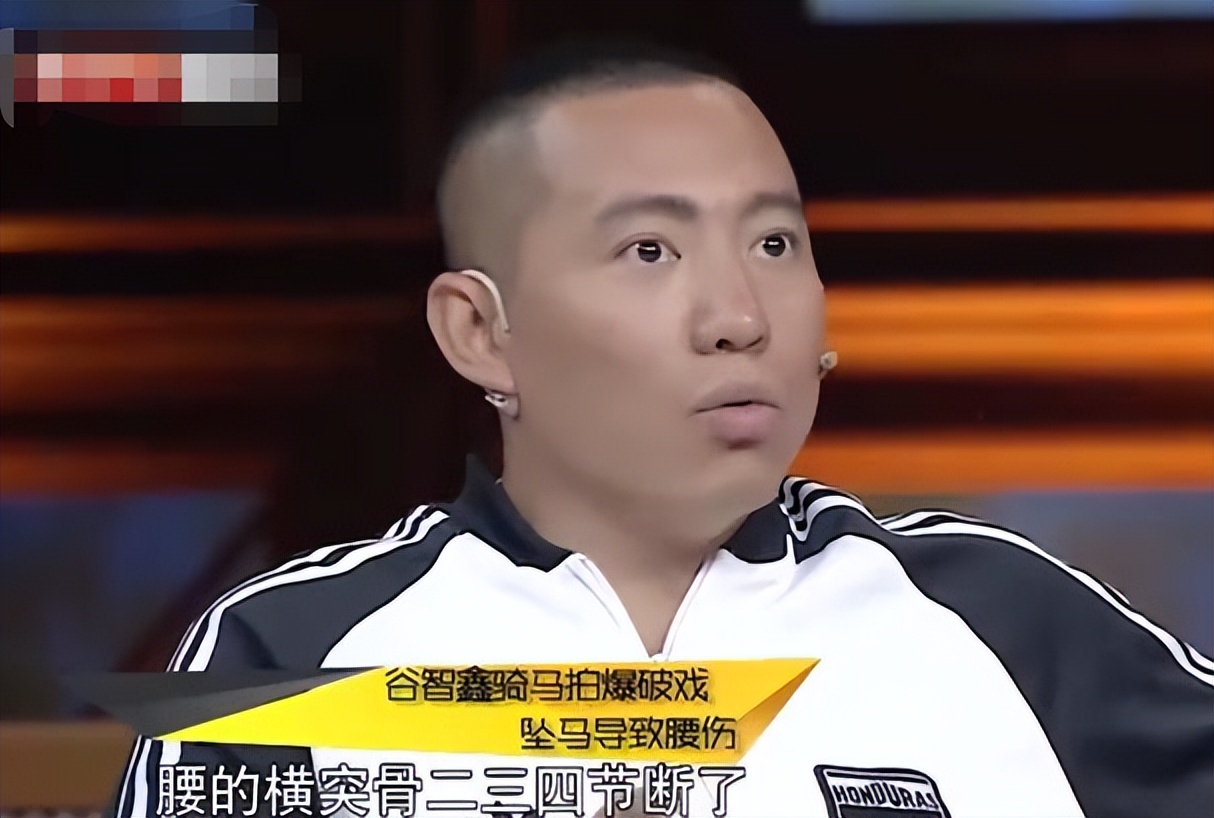 Gu Zhixin: At the age of 34, he fell from a horse while filming and was ...