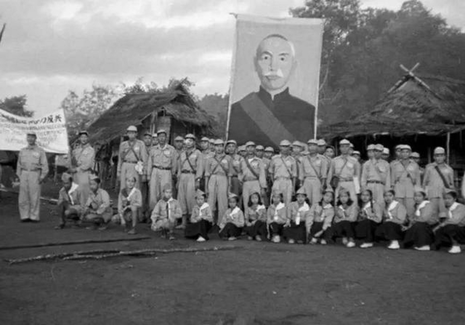 The Kuomintang once dominated the Golden Triangle, and the 3,000 ...