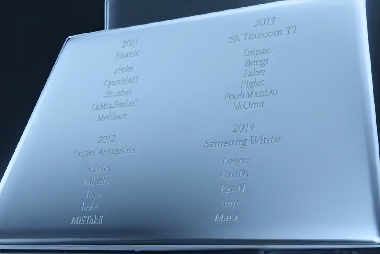 Korean media female reporter questioned fist double standard: Xinyi of ...