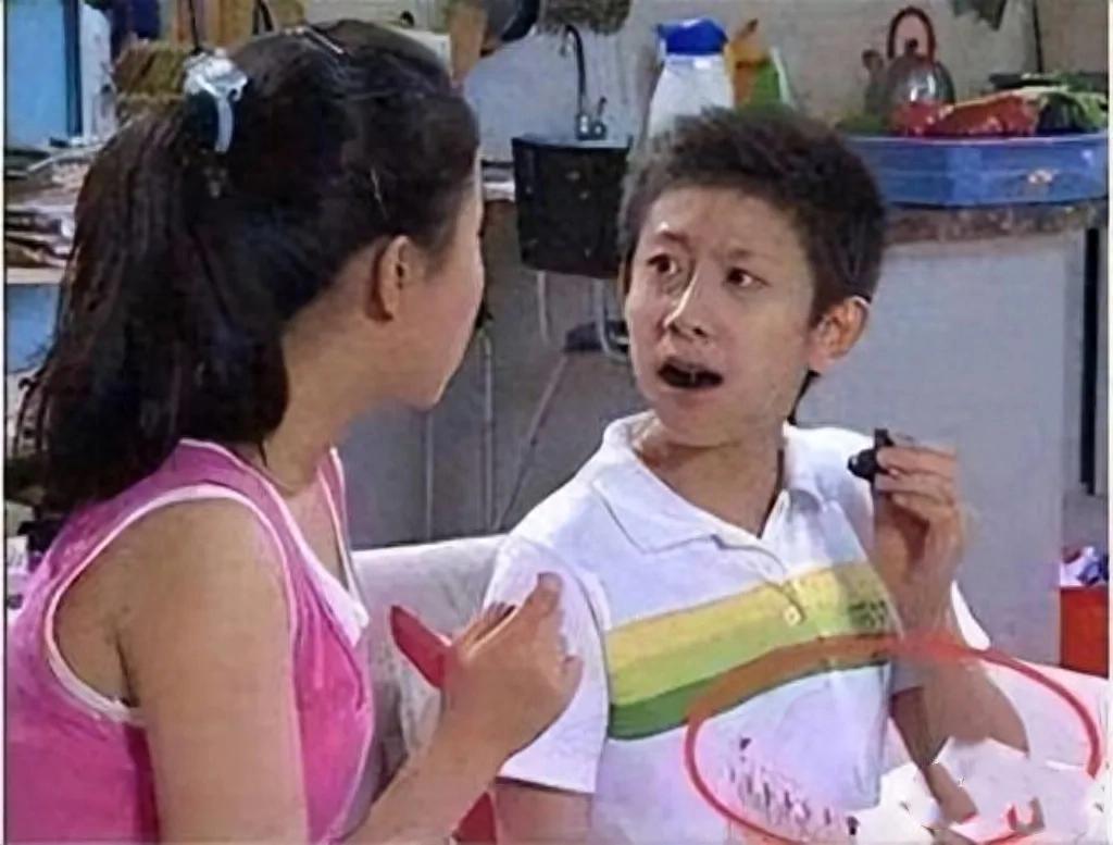 Even a three-year-old child can see the gang-crossing scene in "Family ...