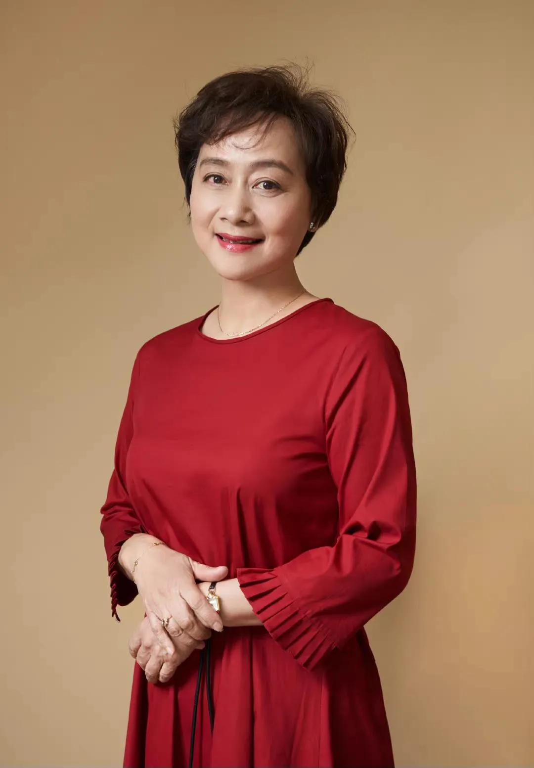 71-year-old Huang Meiying is in really good condition, she doesn't have ...