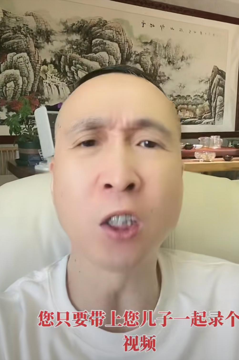 Director Han Zhao connoted Li Liqun and suggested that he take his son ...