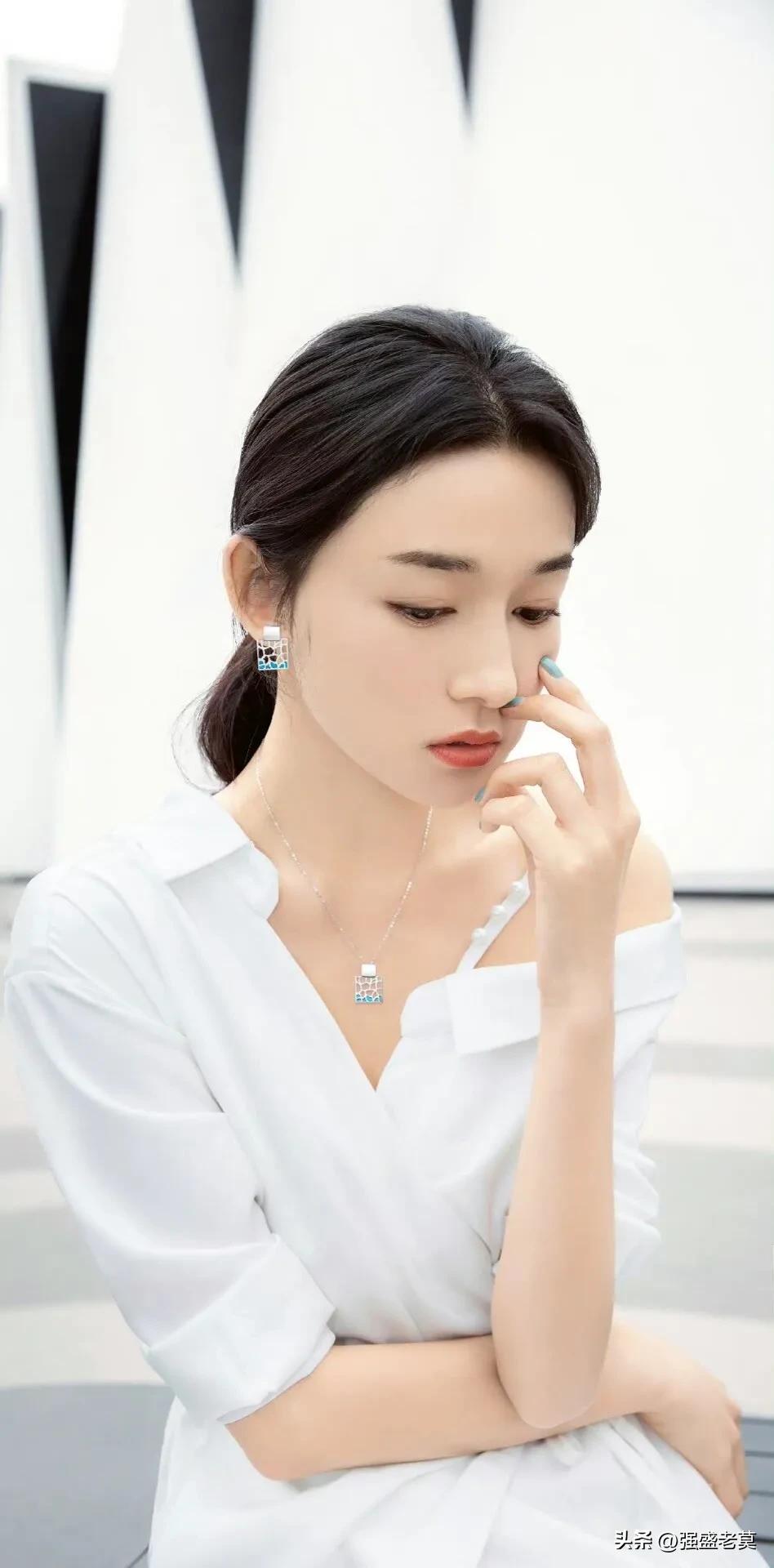 Li Ruoning's amazing photo - iNEWS