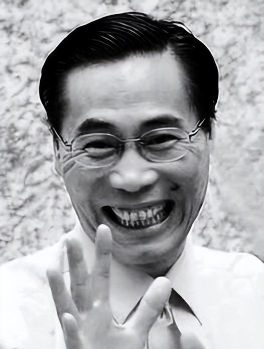 It has been 8 years since Xiao Lin died of illness. Looking at his wife ...