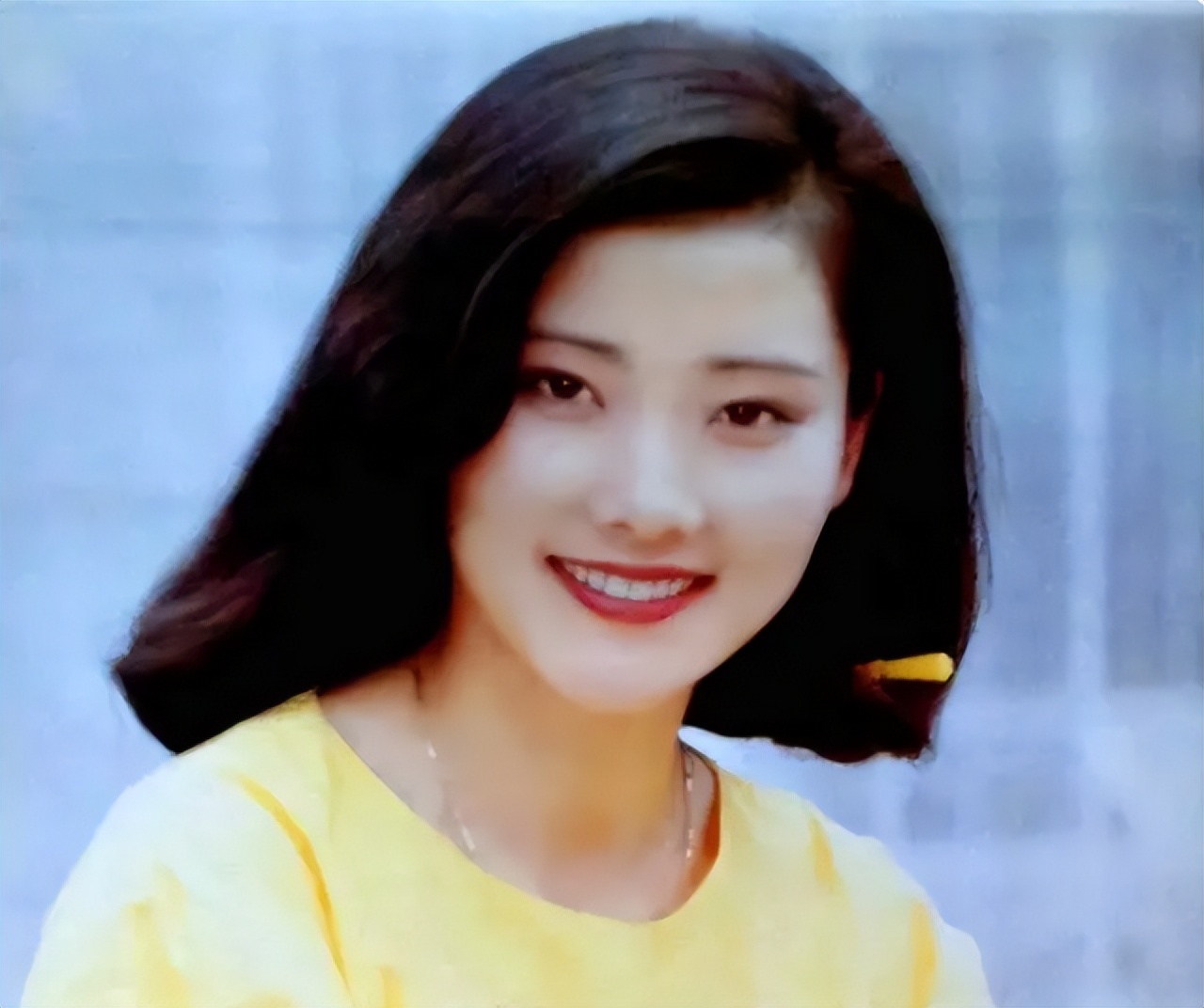 At the age of 60, she can still act as Shanghai's "Ji Jing", and the ...