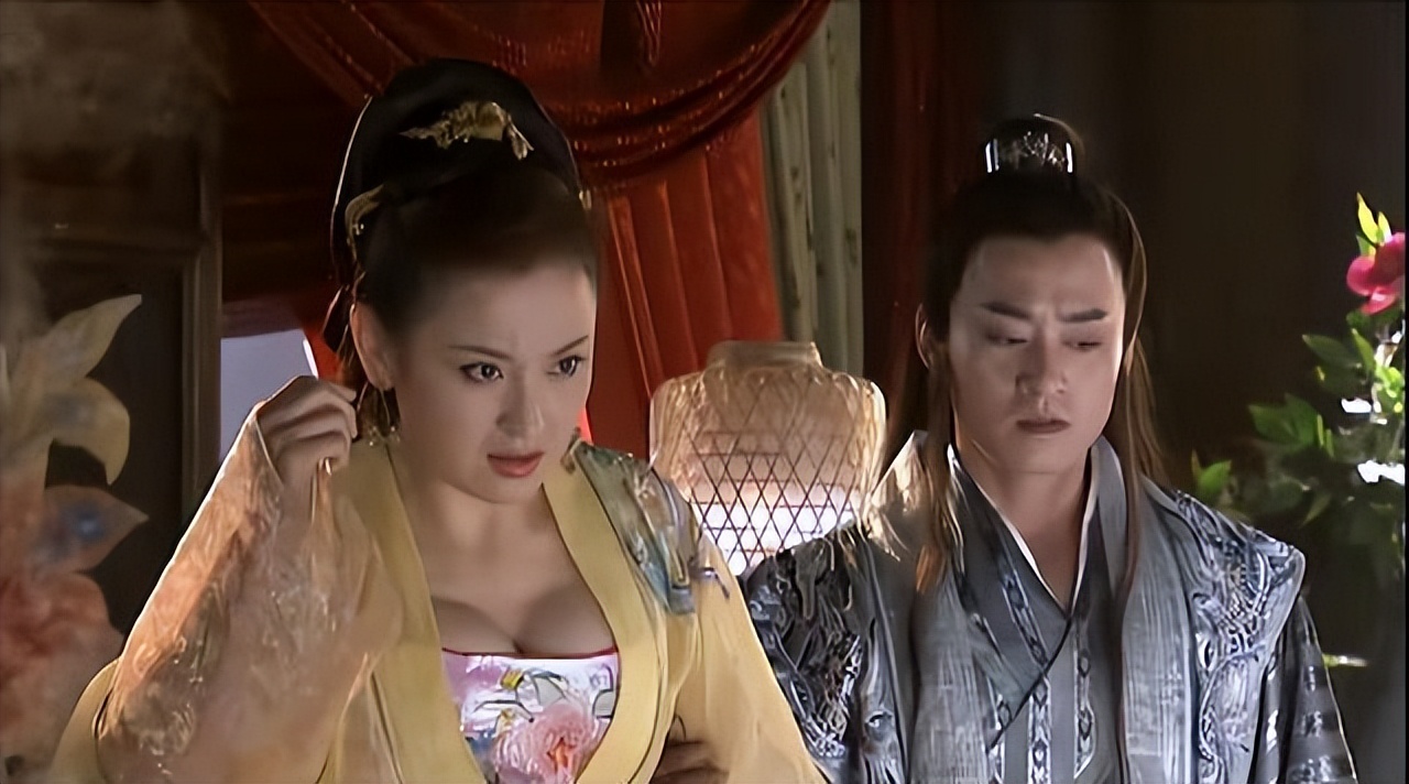 In Hu Jun's version of Tianlong Babu in 2003, Mrs. Wang's breasts were really off-putting - iMedia