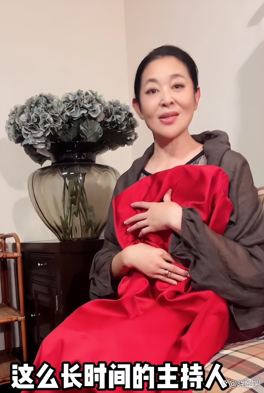 Ni Ping: The 100 sets of dresses that hosted the party that year wanted ...