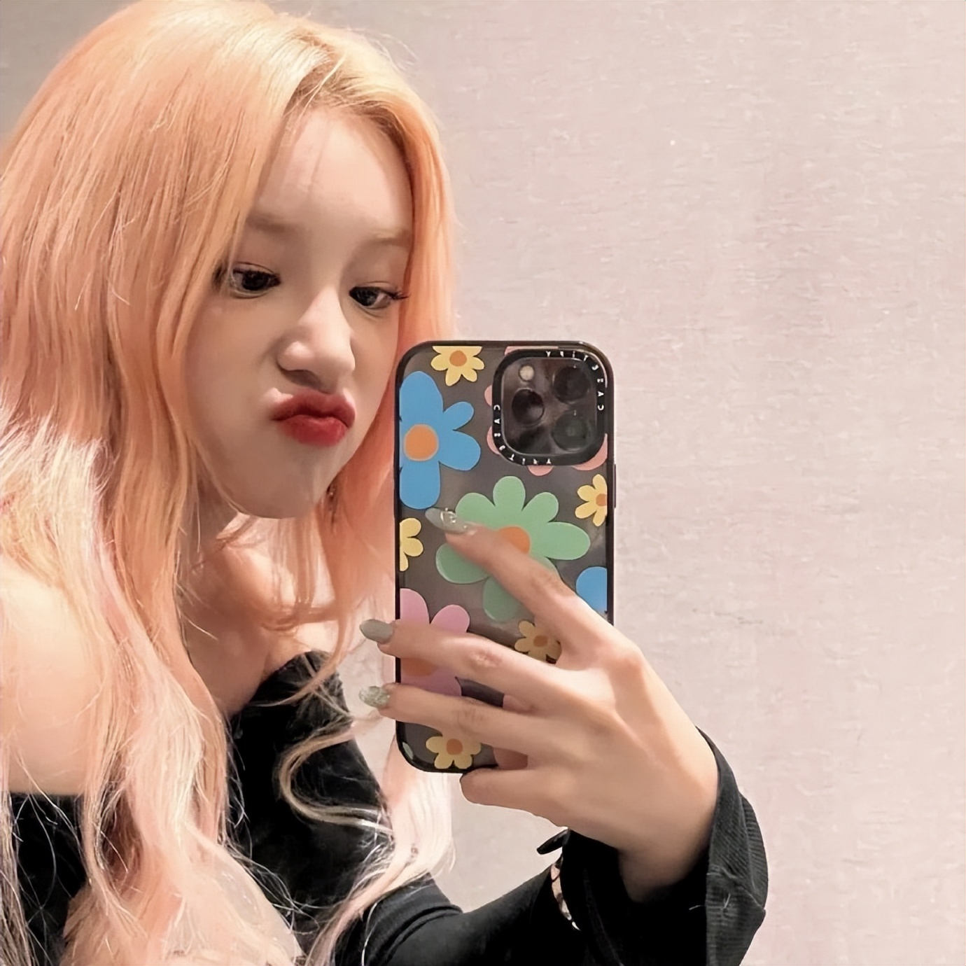 Song Yuqi's head portrait - iMedia