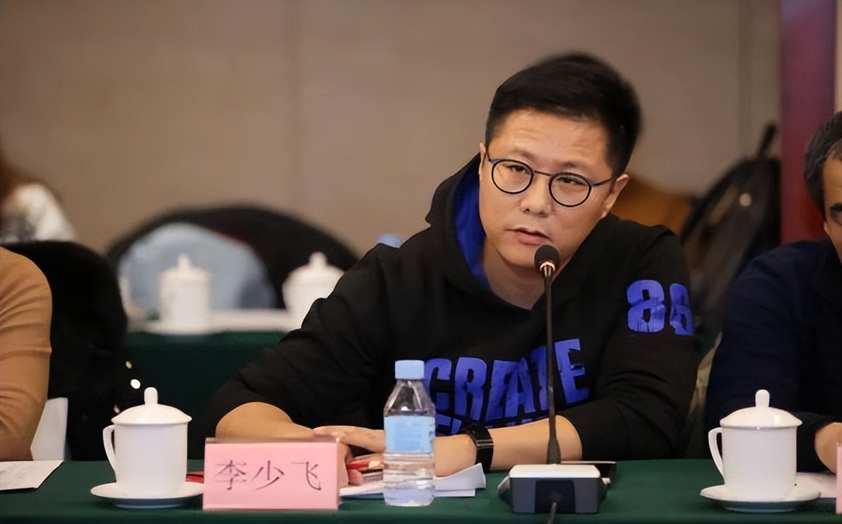 Guo Junchen's new drama "Evening" starts romantic encounter with urban ...