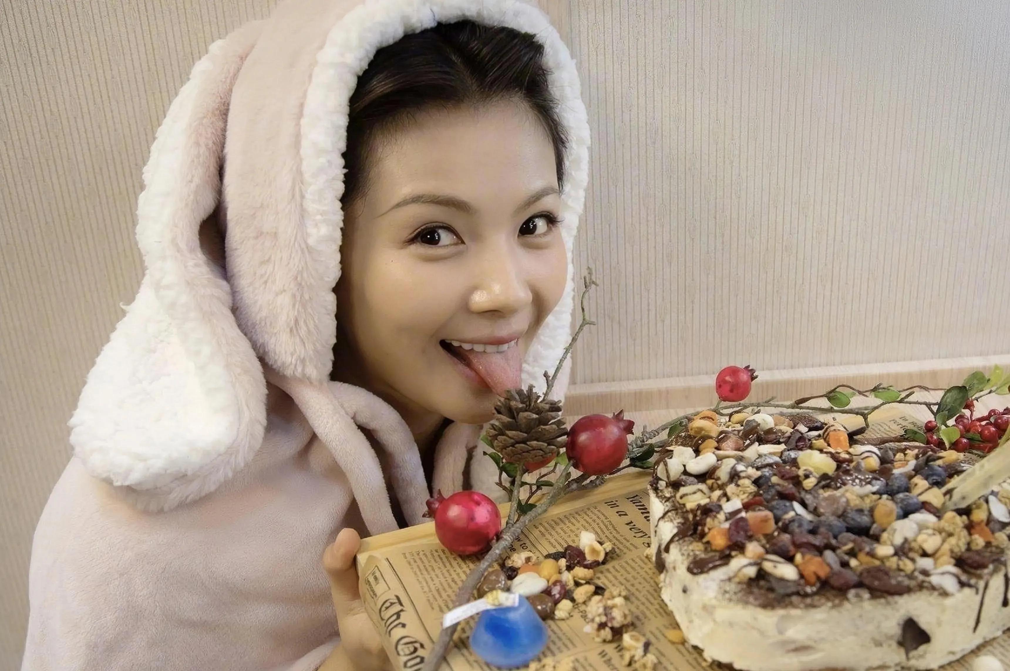 Although Guli Nazha secretly sticks out her tongue is cute, Liu Tao is ...