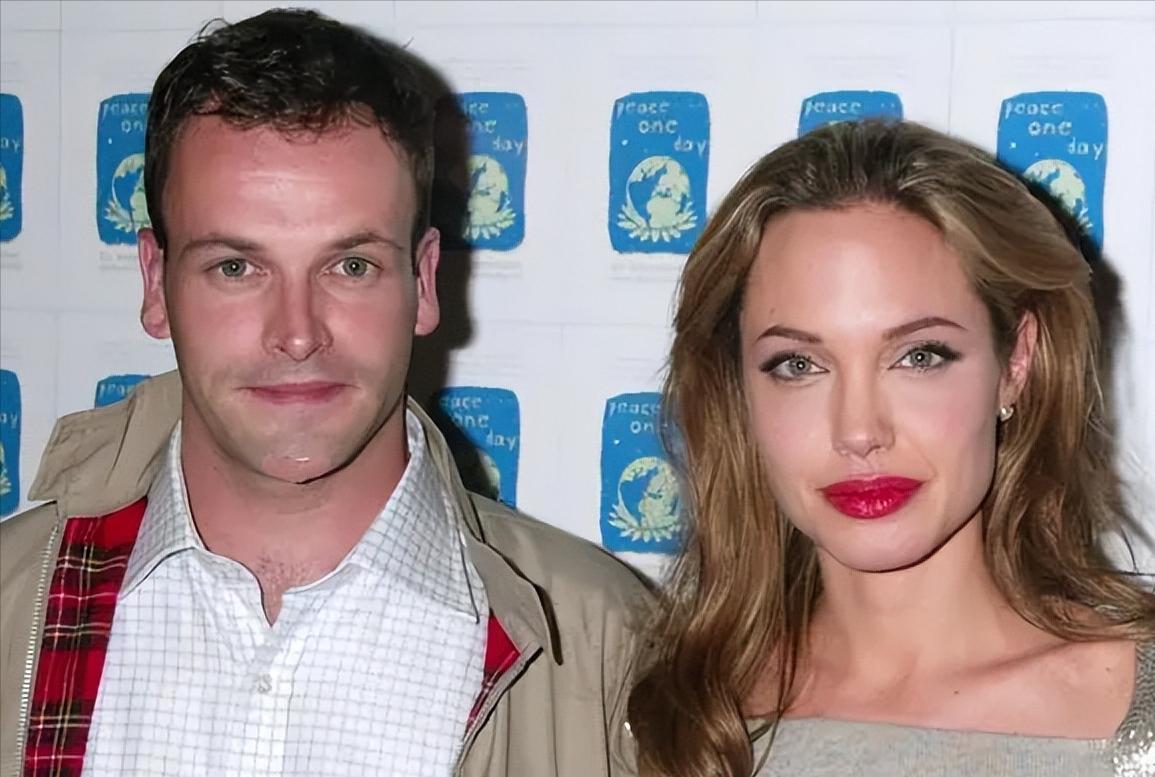 Hollywood's "Roses with Thorns"—Angelina Jolie's Complicated Emotional ...