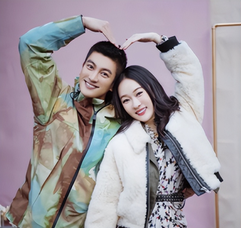 Huo Siyan and Du Jiang appeared in the UK, the couple's outfits were ...