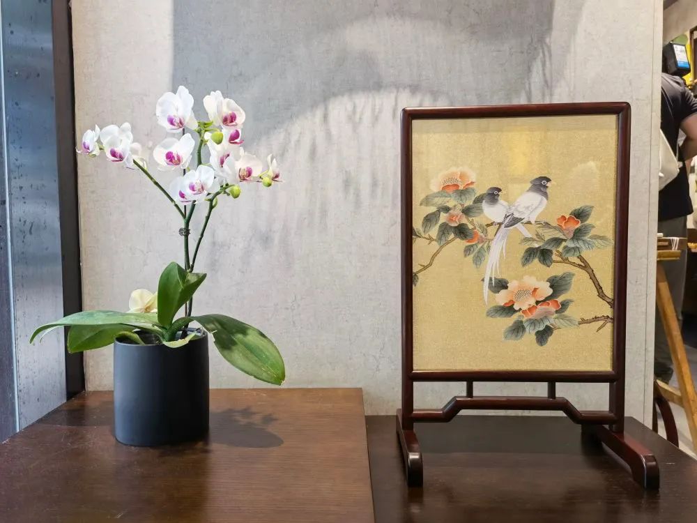 This "double-sided embroidery" is worth tasting carefully - iNEWS