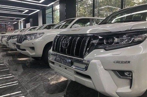 "Land Cruiser Prado" is equipped with a supercharged 2TR, which ...