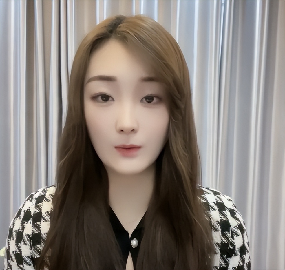 Chen Yanan updated the video, lamenting that life is not easy to twist ...