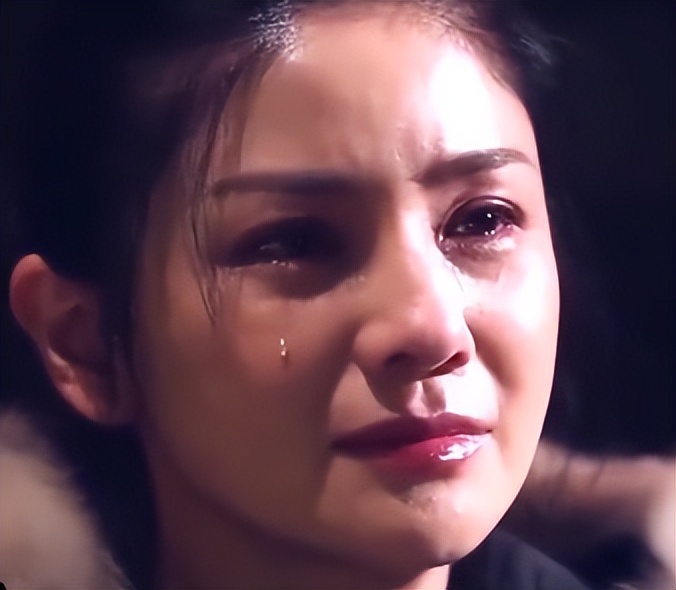 He took the initiative to pursue Sha Yi and gave birth to 2 sons for ...