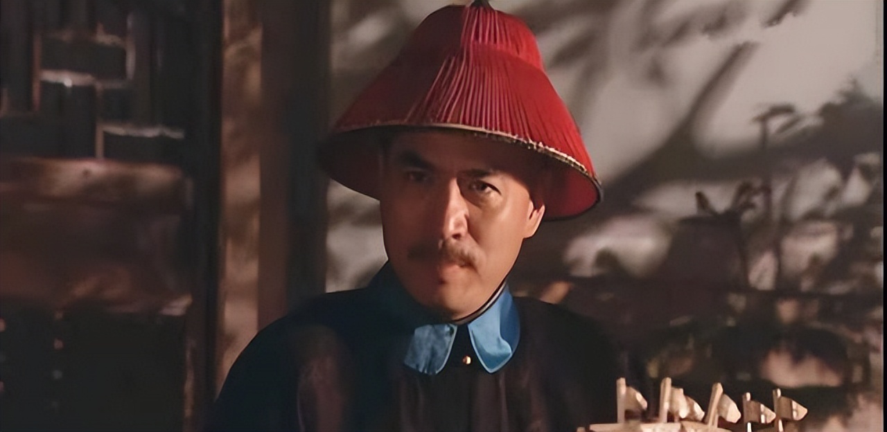 "Kangxi Dynasty" Why did Li Guangdi impeach Mingzhu at his birthday banquet? Is there any ...