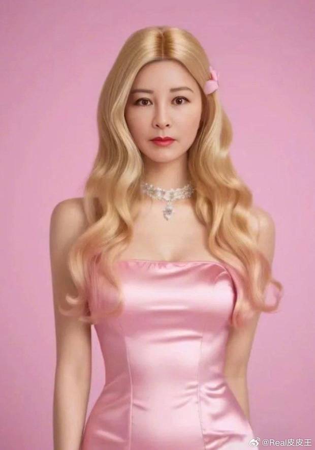 Du Hua shows off her Barbie look with blond hair, elegant, dignified ...