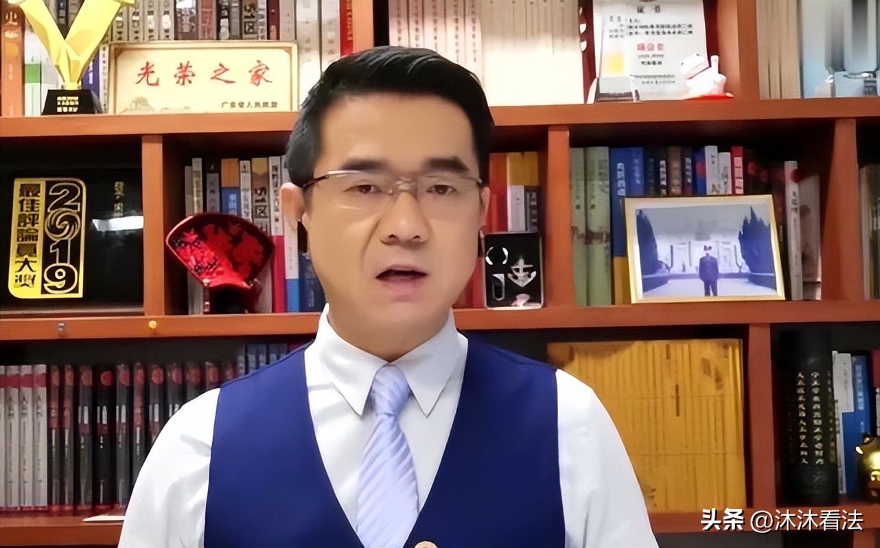 Soldier turned commentator: Song Zhongping's remarks caused controversy and doubts - iNEWS