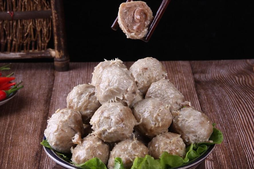 Homemade pure handmade beef balls, strong and elastic, delicious and ...