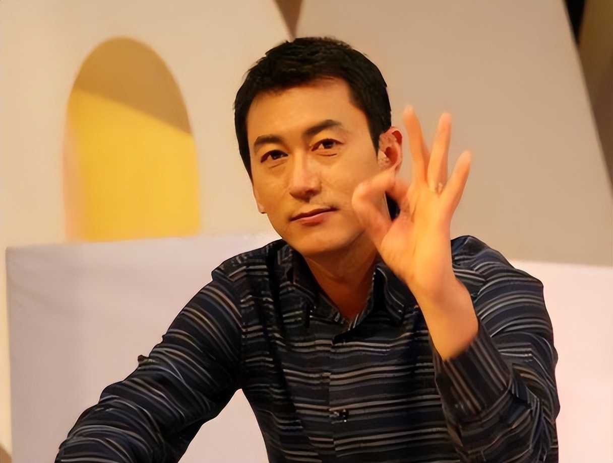Lu Jian: At the age of 32, he married Zheng Tianliang, who was 6 years ...