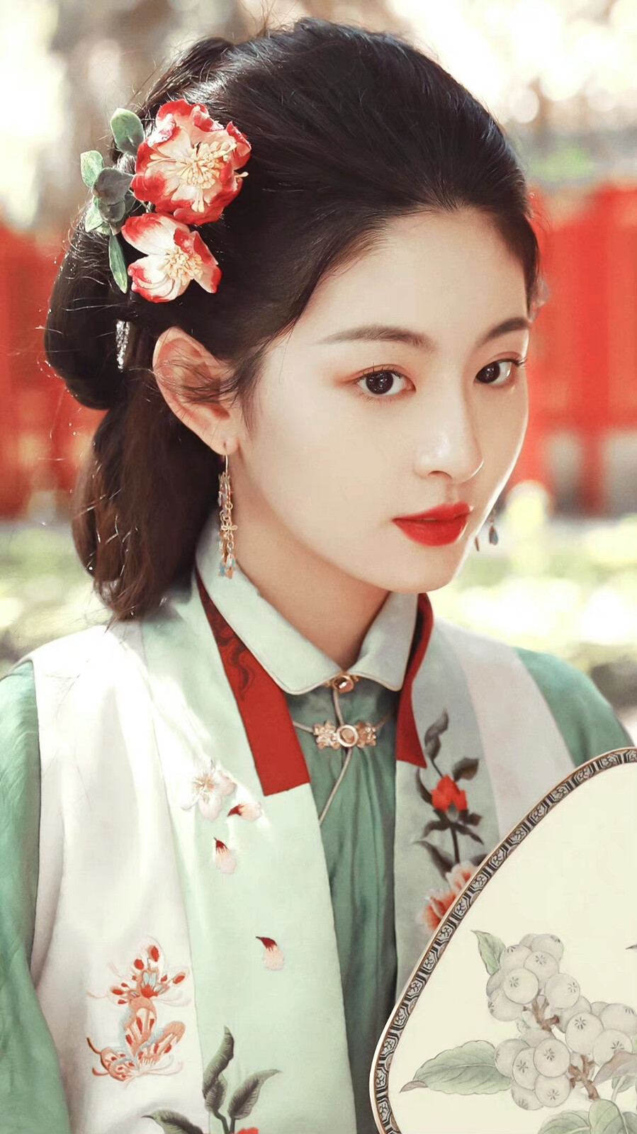 Is the ceiling of Hanfu an actor? The whole Hanfu circle is not happy ...