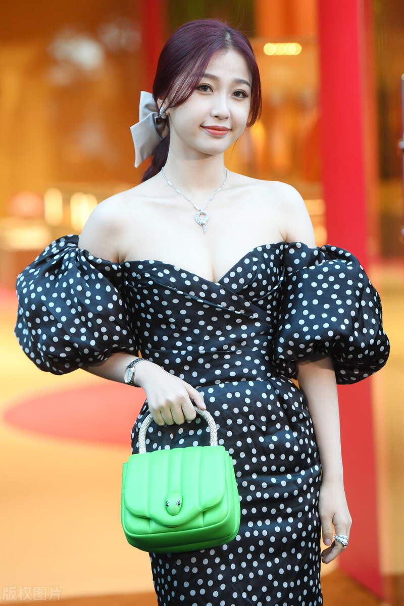 Reba Bailu, Yuan Quan Tan Jianci, Wu Xin Zhang Yuqi, Qi Wei Haiqing ...