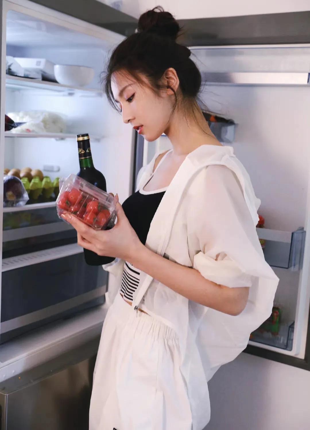 Beautiful actress Ma Xinrui - iNEWS