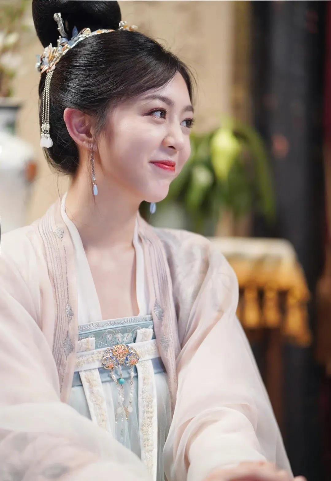 Actor Gao Siwen - iNEWS