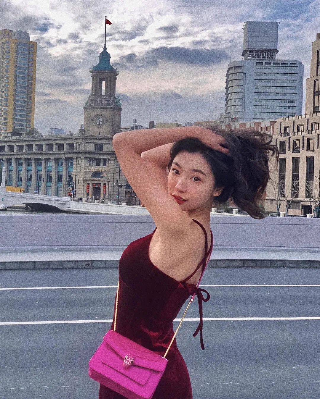 Yi Mengling, who is only returning to the show!Sister is so beautiful ...