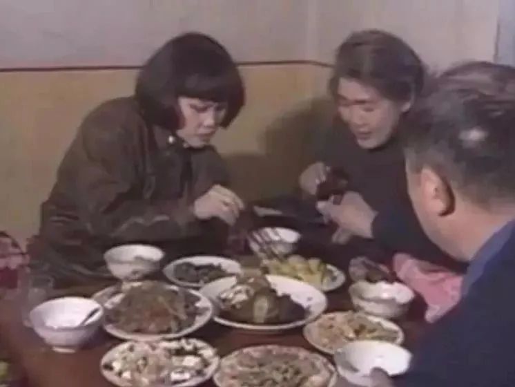 Worth hundreds of millions, she divorced - iNEWS