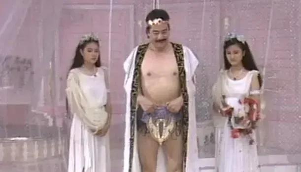 The stills of the 90 version of "Feng Shen Bang" are too revealing to bear to look directly at ...