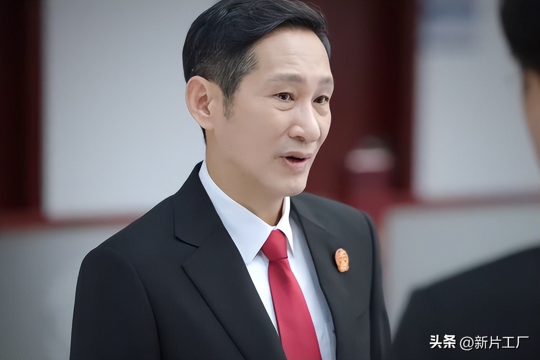 "The Bottom Line" held a man and a woman, Cheng Yi met a good opponent ...