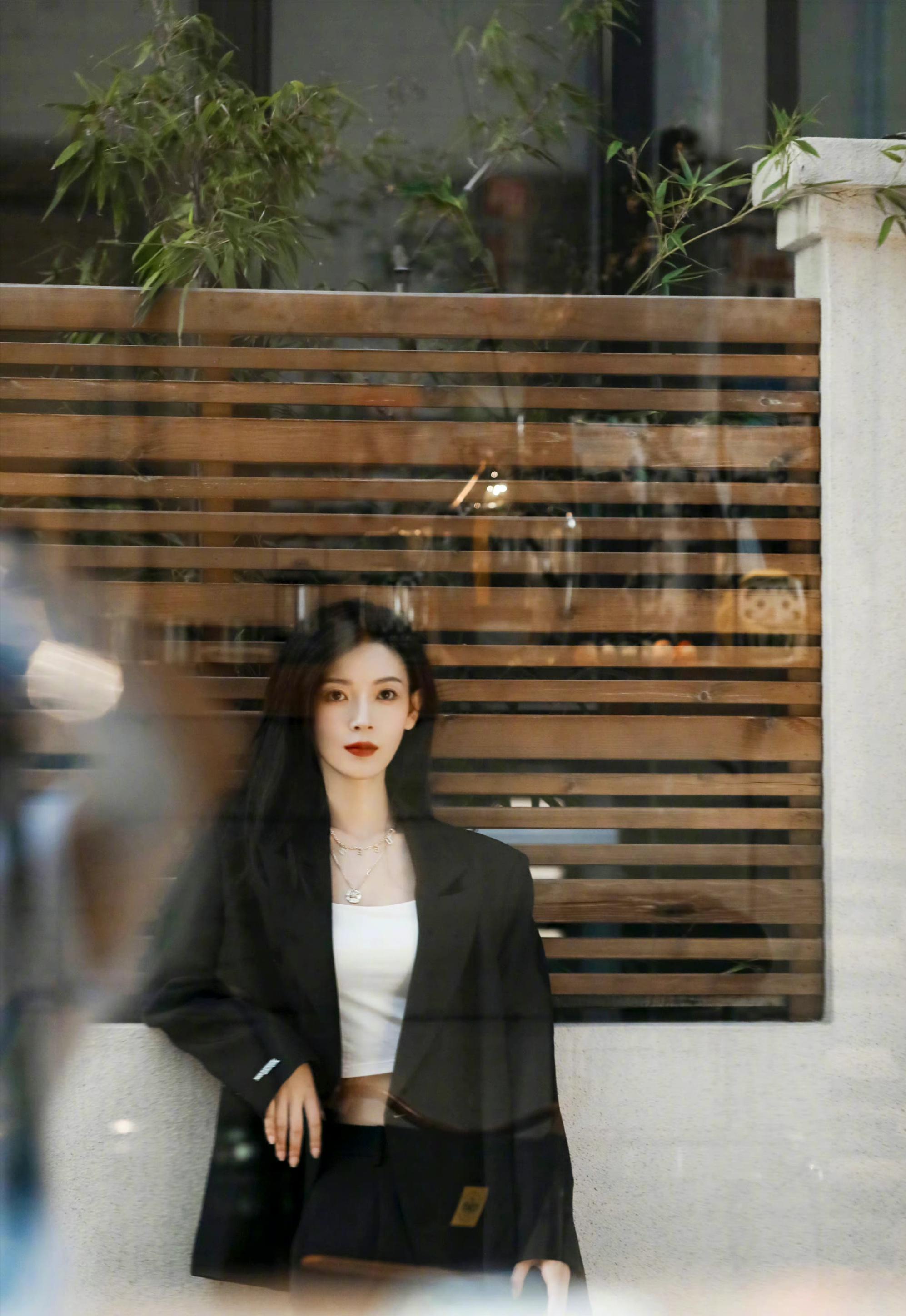 Tangren Films and Chen Yao ended their cooperation. Chen Yao sent a ...