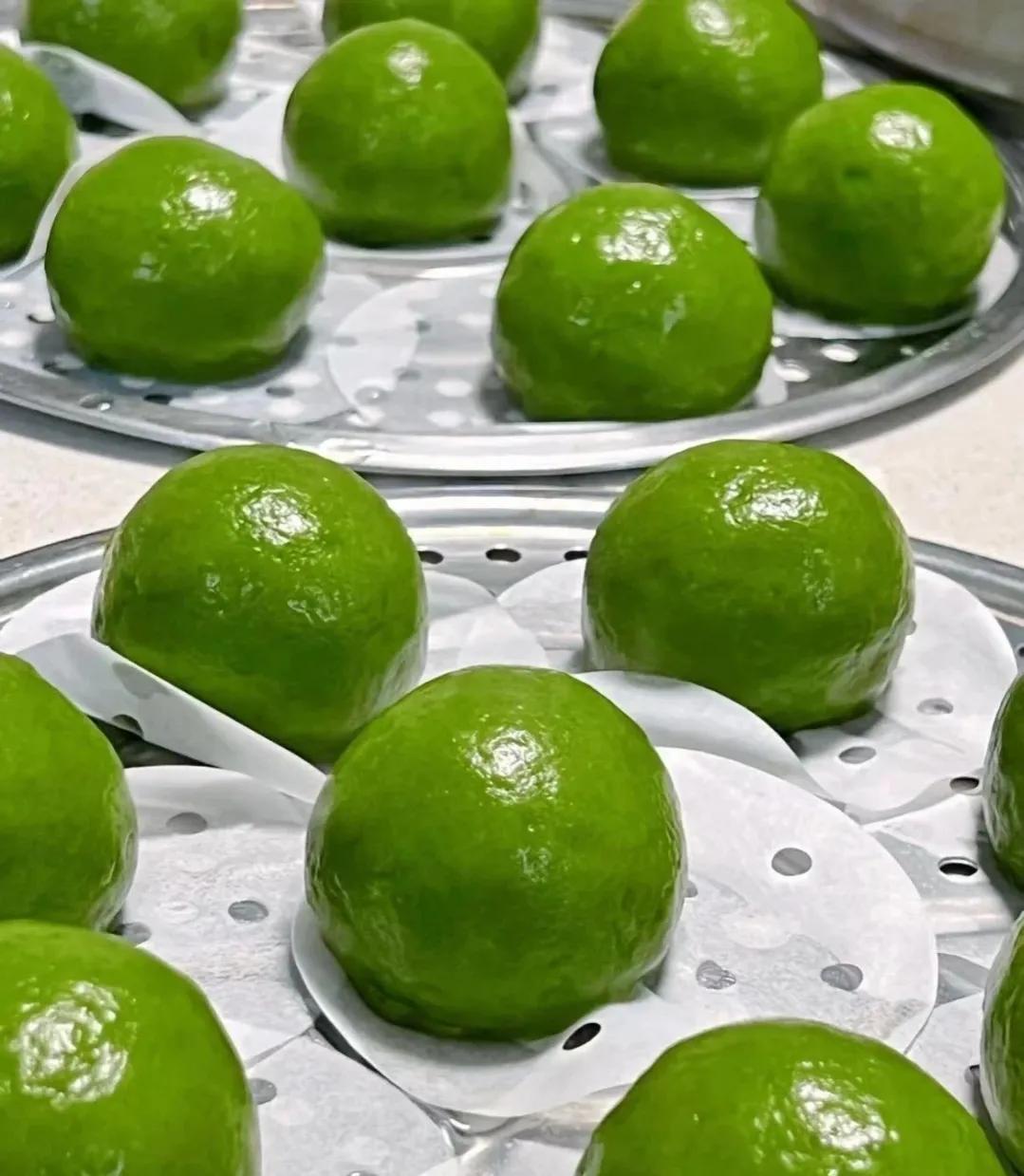 I believe that everyone is familiar with the word "Qingtuan". How is ...