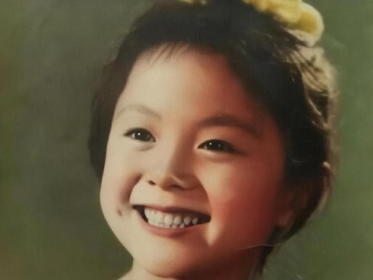 CCTV host Hai Xia: There are tears in my life, and I have been in love ...