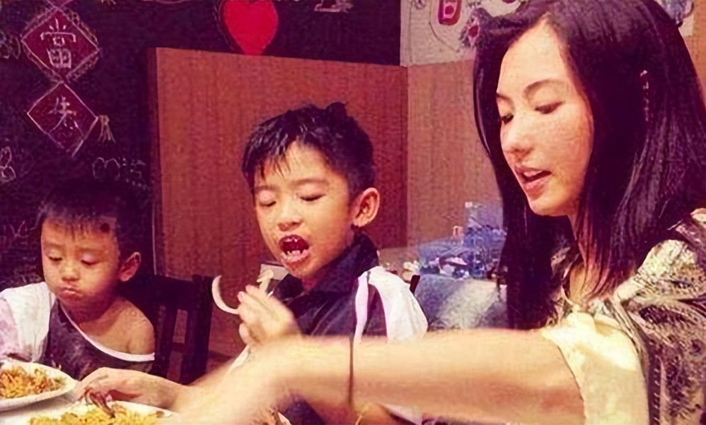 Assets of 5 billion! Cecilia Cheung and Sun Donghai received the ...