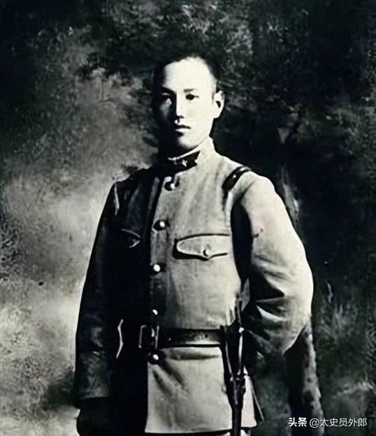 The Inside Story of Feng Yuxiang's Northwest Army Disintegration - iNEWS