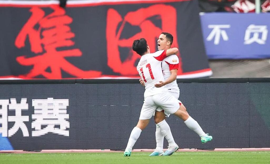 Unbeaten for 26 consecutive rounds, does Chengdu Rongcheng really rely ...