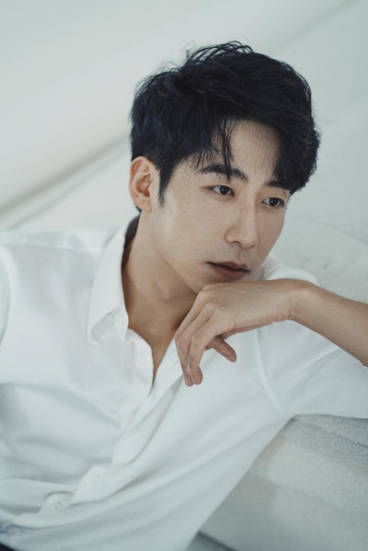 Actor Zhou Hang cross-border as the producer of the new drama - iMedia